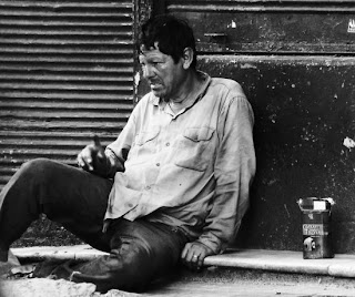 HECTOR FABIO LARREA: La Marginalidad en Colombia